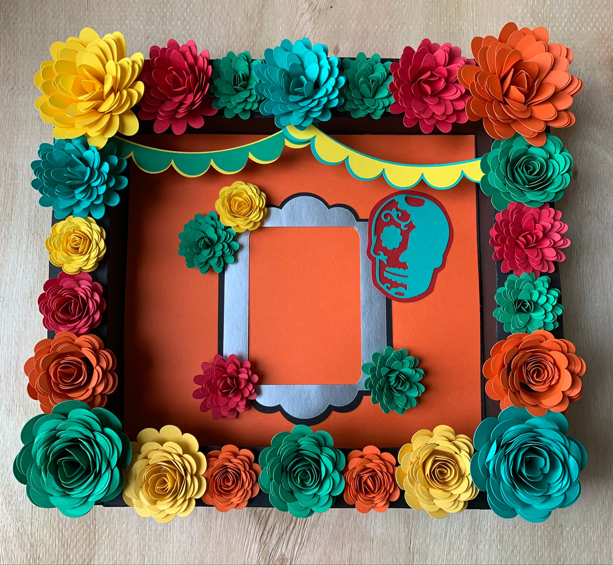 The Colors – Leti and Val